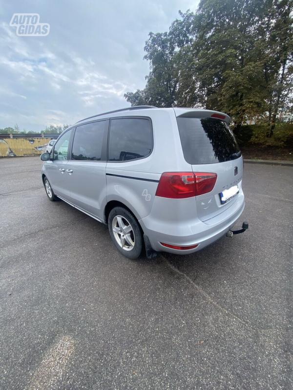 Pelēks SEAT Alhambra 2012 Panevēža, ar dzinēja tilpumu 2.00 L un nobraukumu 353 tūkst. km par 5500 €, foto 4 vietnē AUTOMOTO.COM.LV