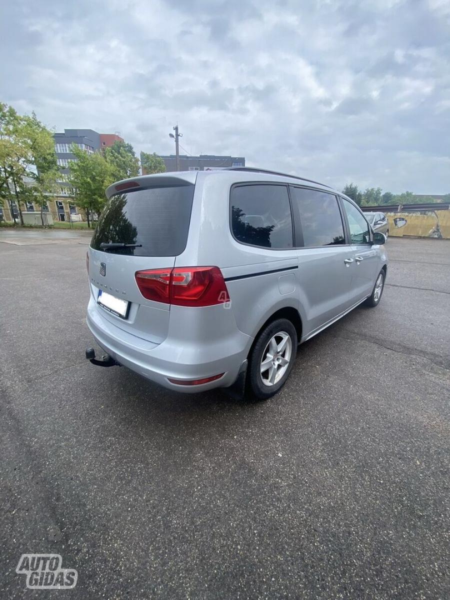 Pelēks SEAT Alhambra 2012 Panevēža, ar dzinēja tilpumu 2.00 L un nobraukumu 353 tūkst. km par 5500 €, foto 5 vietnē AUTOMOTO.COM.LV