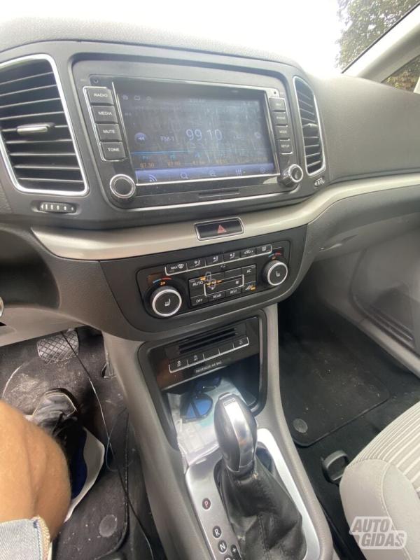Pelēks SEAT Alhambra 2012 Panevēža, ar dzinēja tilpumu 2.00 L un nobraukumu 353 tūkst. km par 5500 €, foto 11 vietnē AUTOMOTO.COM.LV