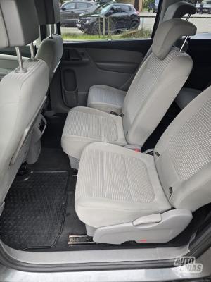 Grey SEAT Alhambra 2013 in Mazeikiai, with an engine capacity of 2.00 L and mileage of 341 thousand km for 6000 €, photo 10 on AUTOMOTO.COM.LV