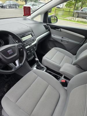 Grey SEAT Alhambra 2013 in Mazeikiai, with an engine capacity of 2.00 L and mileage of 341 thousand km for 6000 €, photo 12 on AUTOMOTO.COM.LV