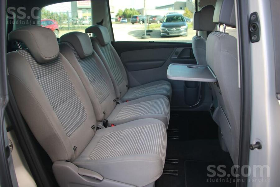 Pelēks SEAT Alhambra 2013 Tukums, ar dzinēja tilpumu 2.00 L un nobraukumu 249 tūkst. km par 8338 €, foto 13 vietnē AUTOMOTO.COM.LV