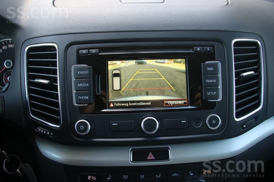 Pelēks SEAT Alhambra 2013 Tukums, ar dzinēja tilpumu 2.00 L un nobraukumu 249 tūkst. km par 8338 €, foto 18 vietnē AUTOMOTO.COM.LV