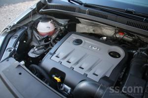 Pelēks SEAT Alhambra 2013 Tukums, ar dzinēja tilpumu 2.00 L un nobraukumu 249 tūkst. km par 8338 €, foto 26 vietnē AUTOMOTO.COM.LV