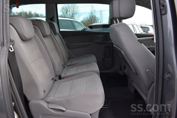 Pelēks SEAT Alhambra 2014 Kuldīga, ar dzinēja tilpumu 2.00 L un nobraukumu 0 tūkst. km par 7750 €, foto 7 vietnē AUTOMOTO.COM.LV