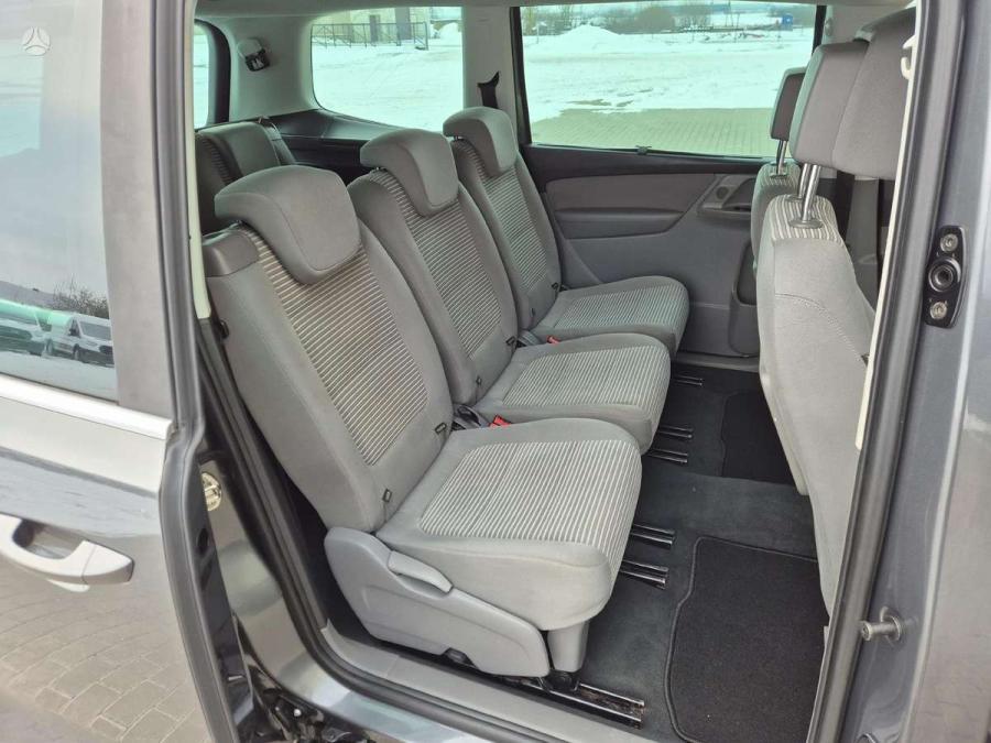 Grey SEAT Alhambra 2014 in Marijampole, with an engine capacity of 1.97 L and mileage of 230 thousand km for 8000 €, photo 20 on AUTOMOTO.COM.LV