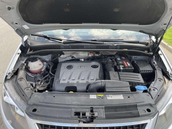 Pelēks SEAT Alhambra 2014 Viļņa, ar dzinēja tilpumu 1.97 L un nobraukumu 281 tūkst. km par 6400 €, foto 10 vietnē AUTOMOTO.COM.LV