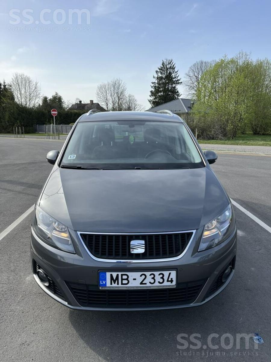 Pelēks SEAT Alhambra 2015 Rīga, ar dzinēja tilpumu 2.00 L un nobraukumu 367 tūkst. km par 9800 €, foto 4 vietnē AUTOMOTO.COM.LV