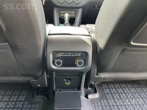 Pelēks SEAT Alhambra 2015 Rīga, ar dzinēja tilpumu 2.00 L un nobraukumu 367 tūkst. km par 9800 €, foto 16 vietnē AUTOMOTO.COM.LV