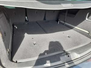 Grey SEAT Alhambra 2015 in Kaunas, with an engine capacity of 2.00 L and mileage of 228 thousand km for 9800 €, photo 10 on AUTOMOTO.COM.LV