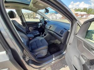 Grey SEAT Alhambra 2015 in Kaunas, with an engine capacity of 2.00 L and mileage of 228 thousand km for 9800 €, photo 24 on AUTOMOTO.COM.LV