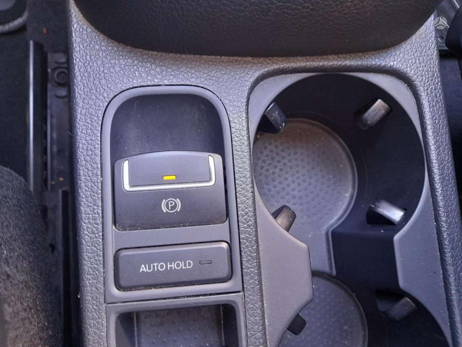 Grey SEAT Alhambra 2015 in Kaunas, with an engine capacity of 2.00 L and mileage of 228 thousand km for 9800 €, photo 31 on AUTOMOTO.COM.LV
