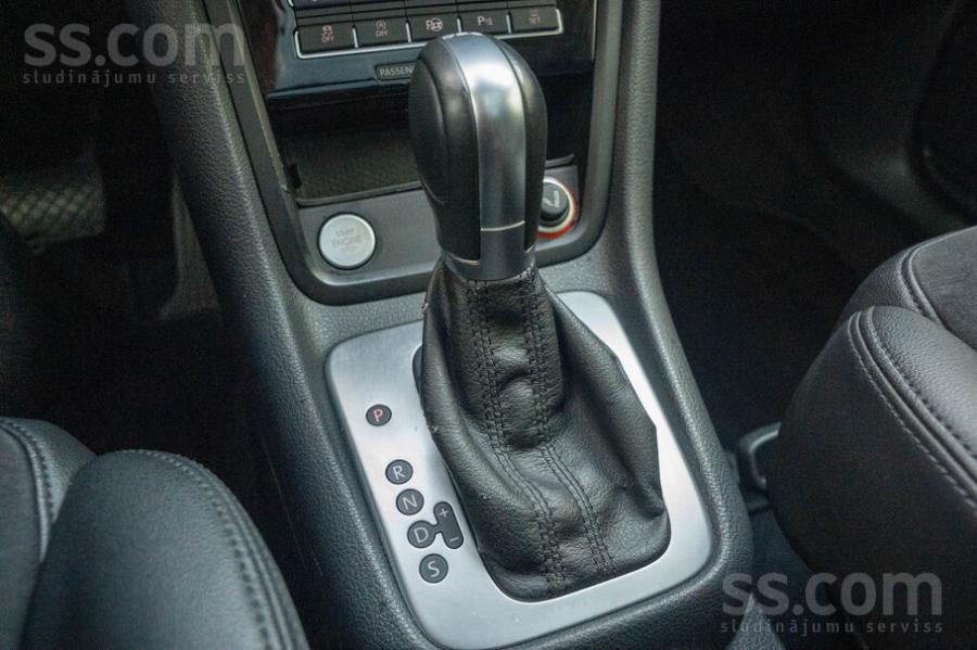 Pelēks SEAT Alhambra 2015 Rīga, ar dzinēja tilpumu 2.00 L un nobraukumu 306 tūkst. km par 10650 €, foto 14 vietnē AUTOMOTO.COM.LV
