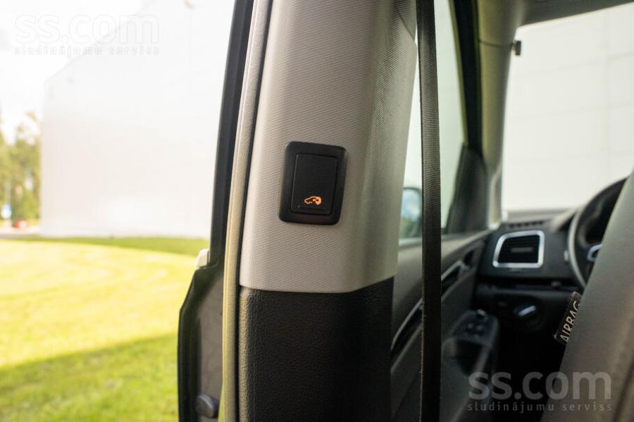 Pelēks SEAT Alhambra 2015 Rīga, ar dzinēja tilpumu 2.00 L un nobraukumu 306 tūkst. km par 10650 €, foto 26 vietnē AUTOMOTO.COM.LV