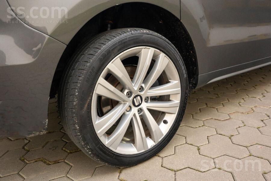 Pelēks SEAT Alhambra 2015 Rīga, ar dzinēja tilpumu 2.00 L un nobraukumu 306 tūkst. km par 10650 €, foto 29 vietnē AUTOMOTO.COM.LV