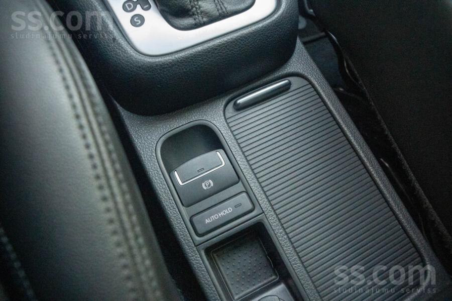 Pelēks SEAT Alhambra 2015 Rīga, ar dzinēja tilpumu 2.00 L un nobraukumu 306 tūkst. km par 10650 €, foto 16 vietnē AUTOMOTO.COM.LV