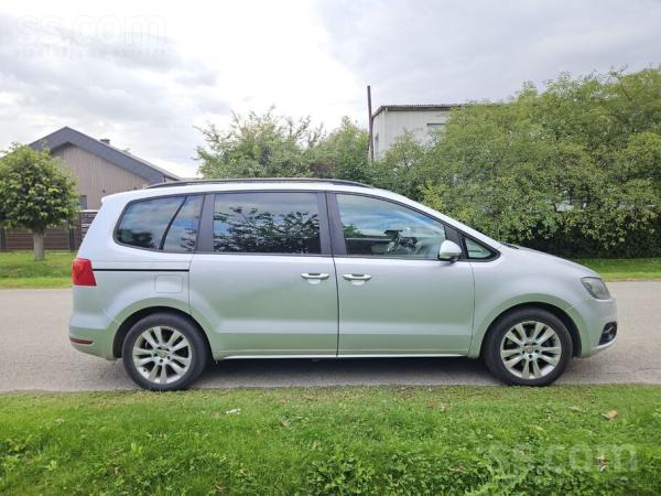 Pelēks SEAT Alhambra 2015 Rīga, ar dzinēja tilpumu 2.00 L un nobraukumu 276 tūkst. km par 8500 €, foto 5 vietnē AUTOMOTO.COM.LV