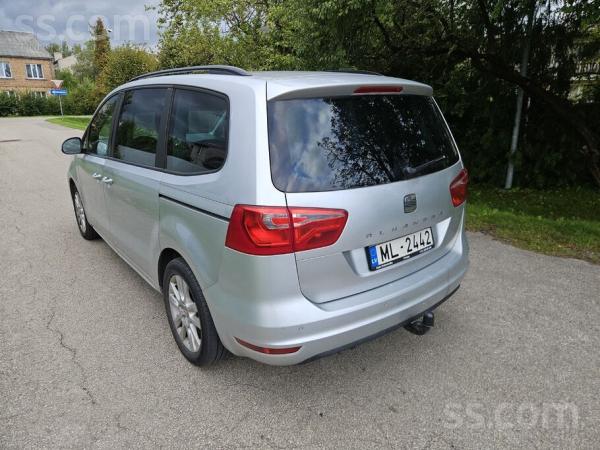 Pelēks SEAT Alhambra 2015 Rīga, ar dzinēja tilpumu 2.00 L un nobraukumu 276 tūkst. km par 8500 €, foto 8 vietnē AUTOMOTO.COM.LV