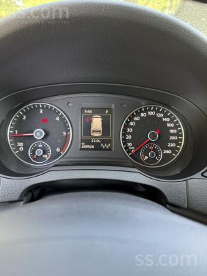 Grey SEAT Alhambra 2016 in Riga, with an engine capacity of 2.00 L and mileage of 250 thousand km for 18000 €, photo 6 on AUTOMOTO.COM.LV