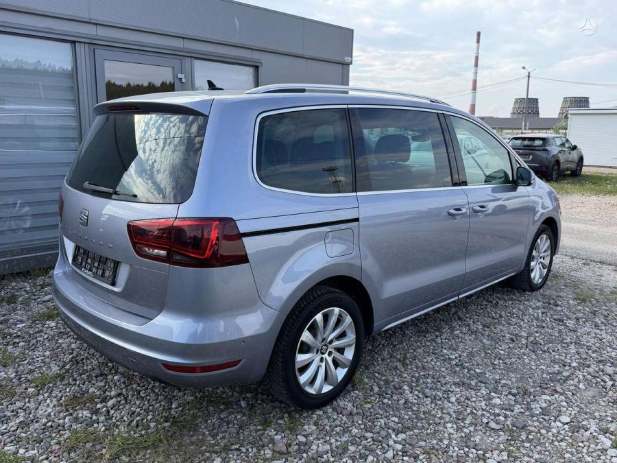 Grey SEAT Alhambra 2019 in Vilnius, with an engine capacity of 1.40 L and mileage of 206 thousand km for 17500 €, photo 5 on AUTOMOTO.COM.LV
