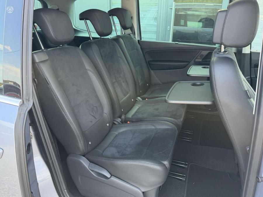 Grey SEAT Alhambra 2019 in Vilnius, with an engine capacity of 1.40 L and mileage of 206 thousand km for 17500 €, photo 18 on AUTOMOTO.COM.LV