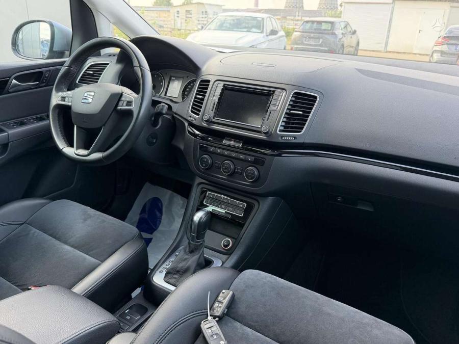 Grey SEAT Alhambra 2019 in Vilnius, with an engine capacity of 1.40 L and mileage of 206 thousand km for 17500 €, photo 19 on AUTOMOTO.COM.LV