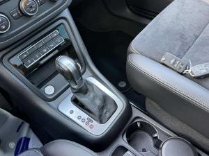 Grey SEAT Alhambra 2019 in Vilnius, with an engine capacity of 1.40 L and mileage of 206 thousand km for 17500 €, photo 30 on AUTOMOTO.COM.LV