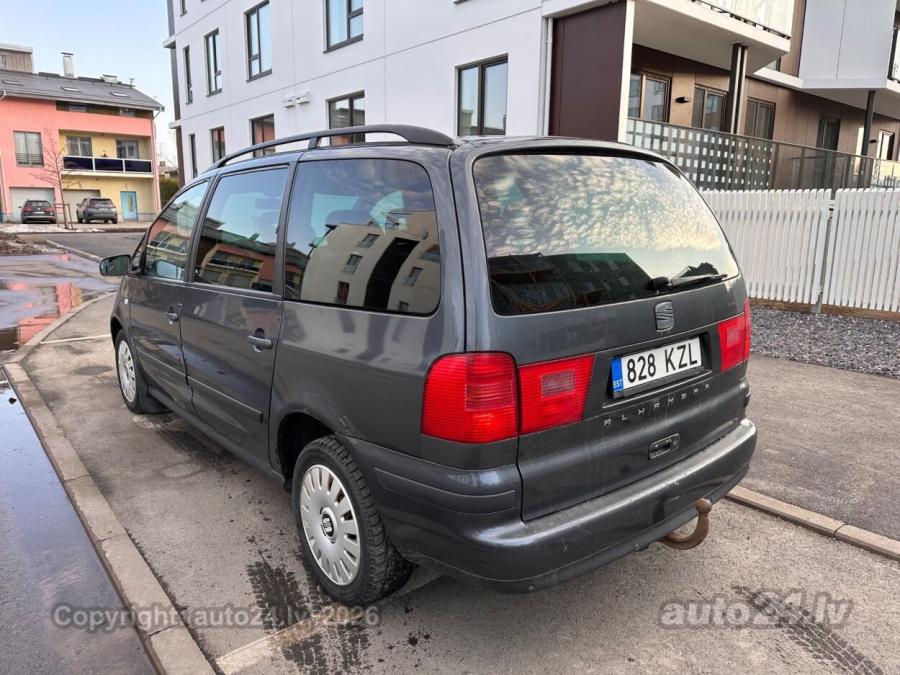 Pelēks SEAT Alhambra 2008 Tallina, ar dzinēja tilpumu 2.00 L un nobraukumu 371 tūkst. km par 1299 €, foto 3 vietnē AUTOMOTO.COM.LV
