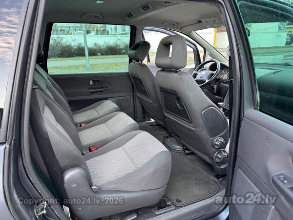 Grey SEAT Alhambra 2008 in Tallinn, with an engine capacity of 2.00 L and mileage of 371 thousand km for 1299 €, photo 11 on AUTOMOTO.COM.LV