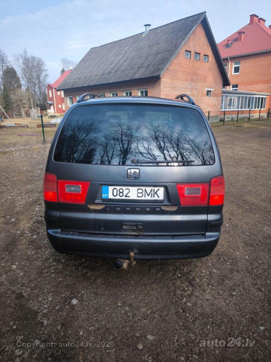 Pelēks SEAT Alhambra 2008 Tallina, ar dzinēja tilpumu 2.00 L un nobraukumu 438 tūkst. km par 1400 €, foto 4 vietnē AUTOMOTO.COM.LV