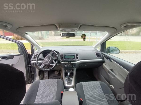 Pelēks SEAT Alhambra 2011 Preiļi, ar dzinēja tilpumu 2.00 L un nobraukumu 341 tūkst. km par 4000 €, foto 6 vietnē AUTOMOTO.COM.LV