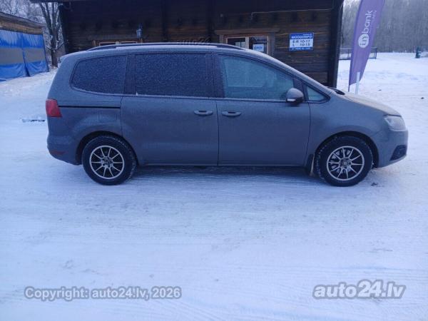 Grey SEAT Alhambra 2011 in Tartu, with an engine capacity of 2.00 L and mileage of 280 thousand km for 4990 €, photo 4 on AUTOMOTO.COM.LV