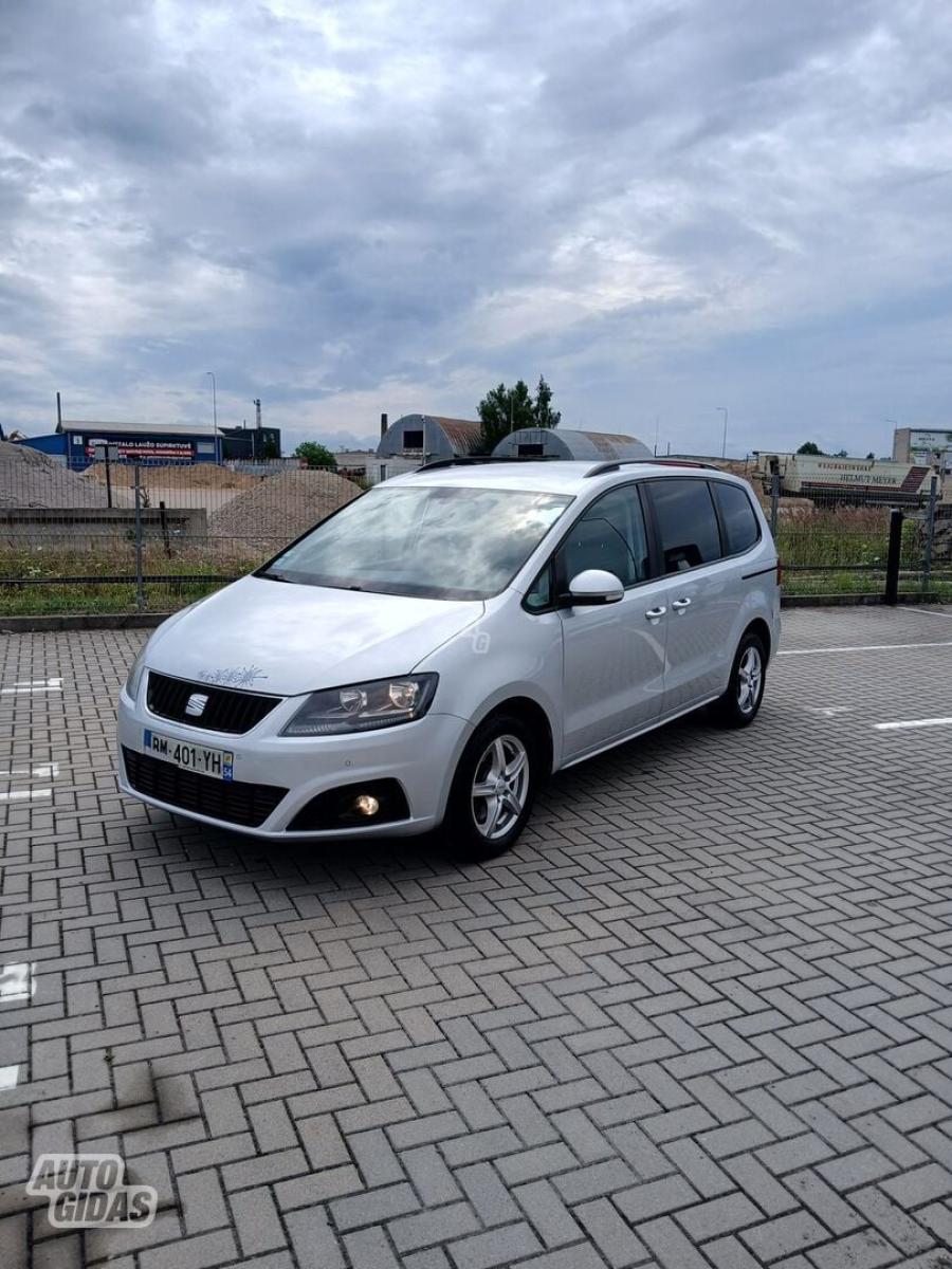 Grey SEAT Alhambra 2011 in Taurage, with an engine capacity of 2.00 L and mileage of 315 thousand km for 6500 €, photo 3 on AUTOMOTO.COM.LV