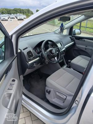 Grey SEAT Alhambra 2011 in Taurage, with an engine capacity of 2.00 L and mileage of 315 thousand km for 6500 €, photo 8 on AUTOMOTO.COM.LV