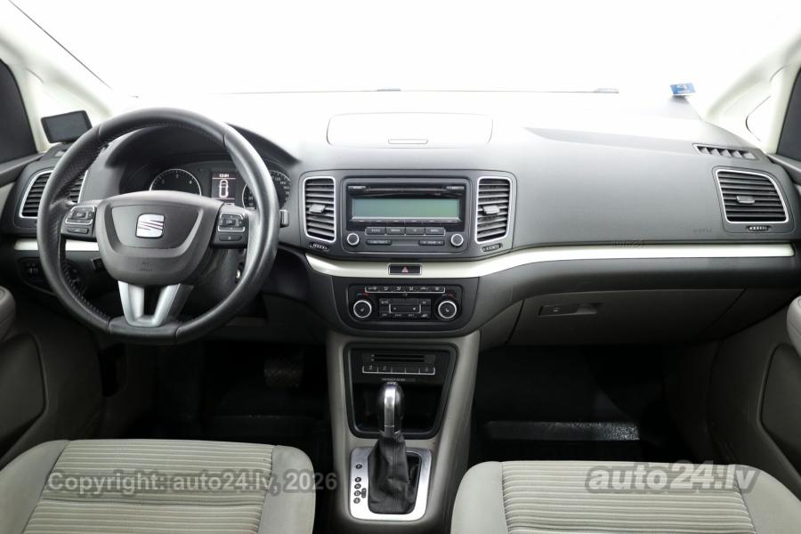 Pelēks SEAT Alhambra 2011 Tallina, ar dzinēja tilpumu 2.00 L un nobraukumu 344 tūkst. km par 2999 €, foto 6 vietnē AUTOMOTO.COM.LV