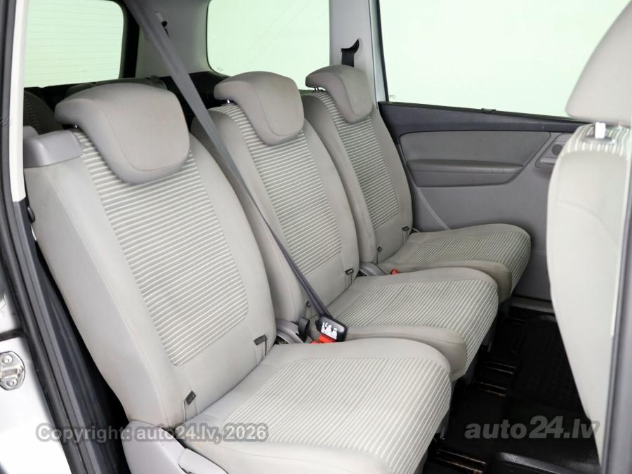 Pelēks SEAT Alhambra 2011 Tallina, ar dzinēja tilpumu 2.00 L un nobraukumu 344 tūkst. km par 2999 €, foto 8 vietnē AUTOMOTO.COM.LV