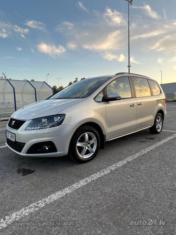 Pelēks SEAT Alhambra 2013 Tallina, ar dzinēja tilpumu 2.00 L un nobraukumu 166 tūkst. km par 9590 €, foto 1 vietnē AUTOMOTO.COM.LV
