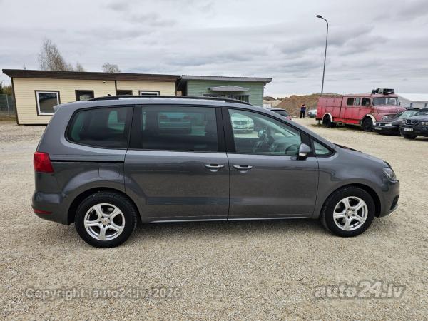 Grey SEAT Alhambra 2013 in Tartu, with an engine capacity of 2.00 L and mileage of 206 thousand km for 9990 €, photo 7 on AUTOMOTO.COM.LV