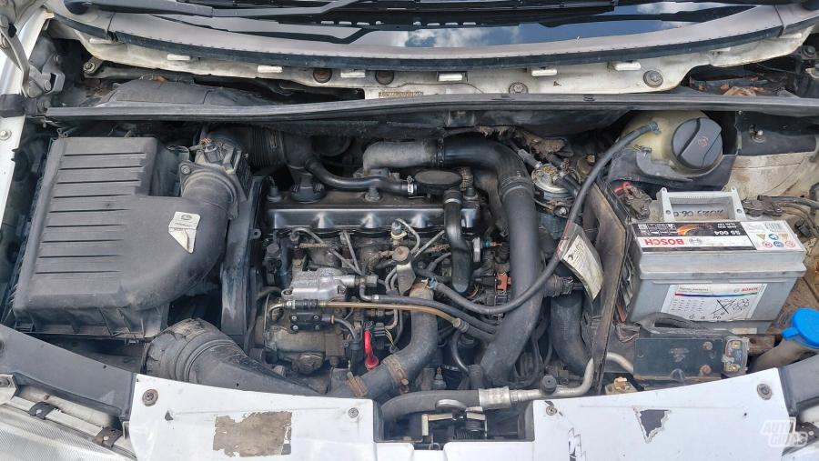 SEAT Alhambra 1998 in Mazeikiai, with an engine capacity of 1.90 L and mileage of 404 thousand km for 380 €, photo 6 on AUTOMOTO.COM.LV
