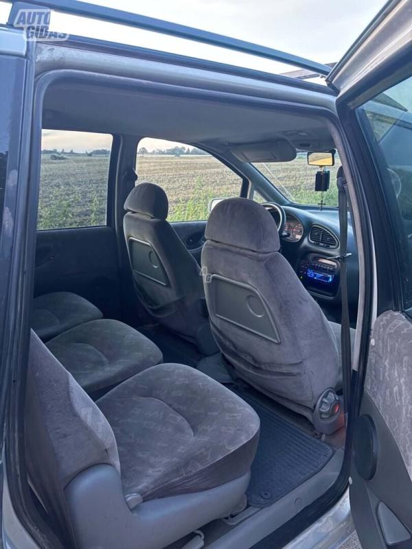 SEAT Alhambra 1999 Šauļi, ar dzinēja tilpumu 1.80 L un nobraukumu 386 tūkst. km par 900 €, foto 4 vietnē AUTOMOTO.COM.LV