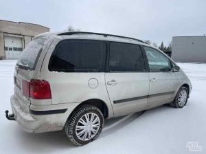 SEAT Alhambra 2001 in Vilnius, with an engine capacity of 1.90 L and mileage of 350 thousand km for 800 €, photo 4 on AUTOMOTO.COM.LV