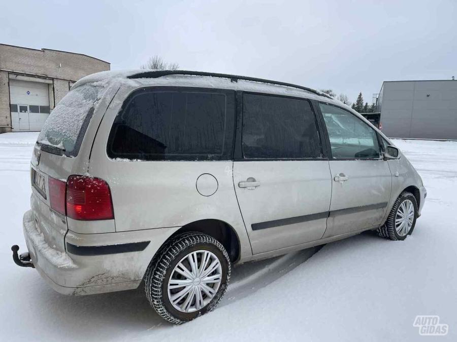 SEAT Alhambra 2001 in Vilnius, with an engine capacity of 1.90 L and mileage of 350 thousand km for 800 €, photo 4 on AUTOMOTO.COM.LV