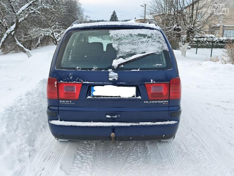 SEAT Alhambra 2001 in Jurbarkas, with an engine capacity of 1.90 L and mileage of 320 thousand km for 1250 €, photo 9 on AUTOMOTO.COM.LV