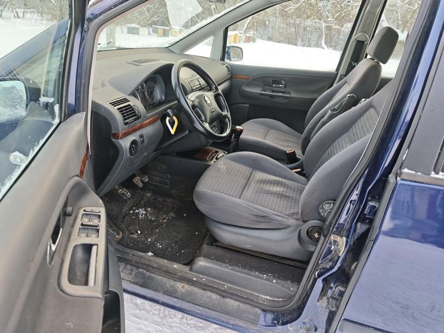 SEAT Alhambra 2001 in Jurbarkas, with an engine capacity of 1.90 L and mileage of 320 thousand km for 1250 €, photo 13 on AUTOMOTO.COM.LV