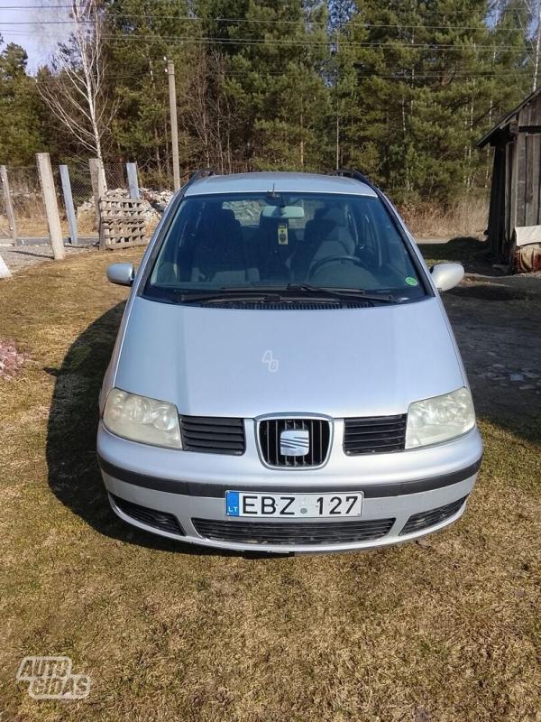 SEAT Alhambra 2001 in Kaunas, with an engine capacity of 2.00 L and mileage of 334 thousand km for 900 €, photo 1 on AUTOMOTO.COM.LV