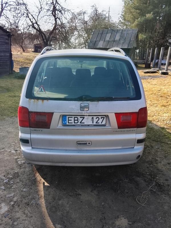 SEAT Alhambra 2001 in Kaunas, with an engine capacity of 2.00 L and mileage of 334 thousand km for 900 €, photo 4 on AUTOMOTO.COM.LV