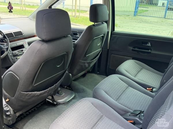 SEAT Alhambra 2001 in Panevezys, with an engine capacity of 1.90 L and mileage of 327 thousand km for 650 €, photo 7 on AUTOMOTO.COM.LV
