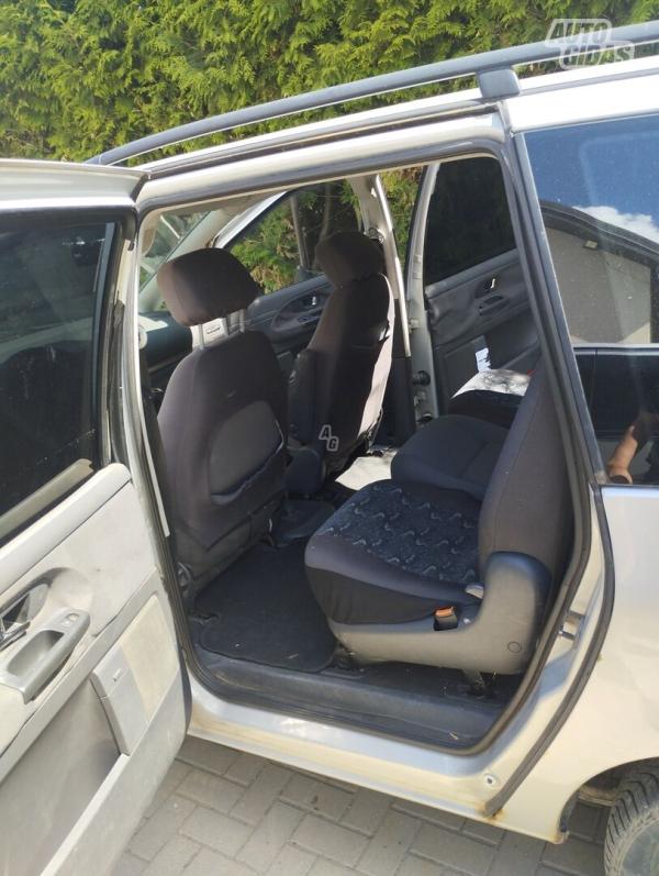 SEAT Alhambra 2001 in Telschi, with an engine capacity of 1.90 L and mileage of 326 thousand km for 1200 €, photo 4 on AUTOMOTO.COM.LV