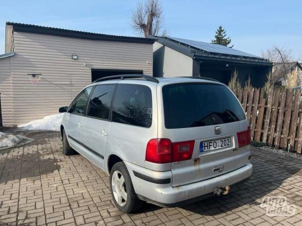 SEAT Alhambra 2002 in Anyksciai, with an engine capacity of 1.90 L and mileage of 321 thousand km for 750 €, photo 2 on AUTOMOTO.COM.LV