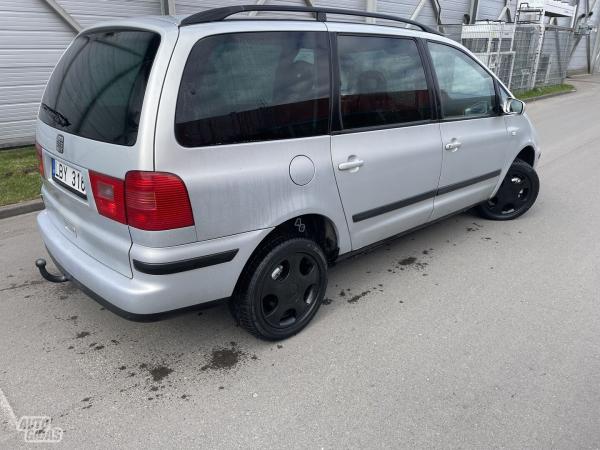 SEAT Alhambra 2002 in Telschi, with an engine capacity of 1.90 L and mileage of 361 thousand km for 1600 €, photo 1 on AUTOMOTO.COM.LV